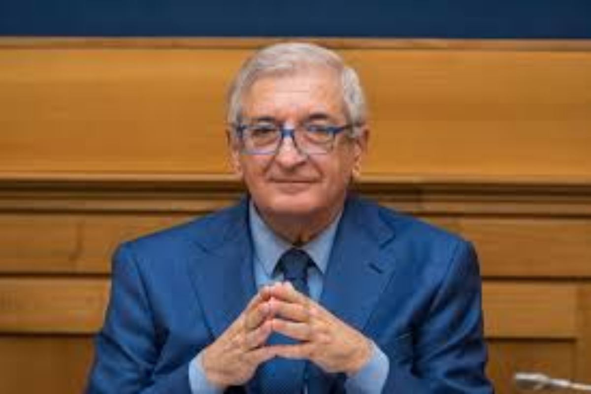 Chi è Tommaso Foti, il nuovo ministro per gli Affari europei? La sua ...